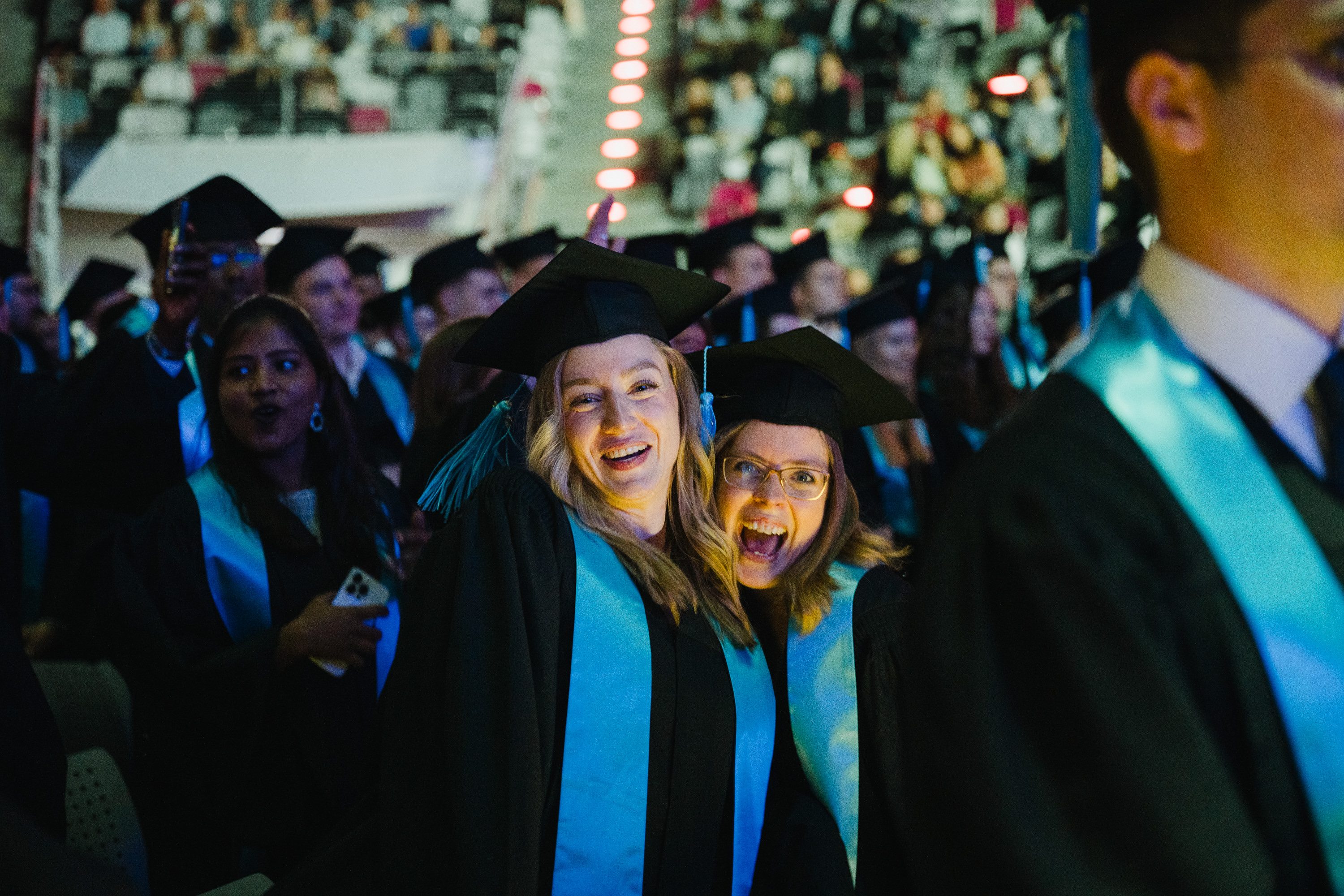 Graduation Ceremony 2024 in the Telekom Dome (Gallery) | Hochschule ...