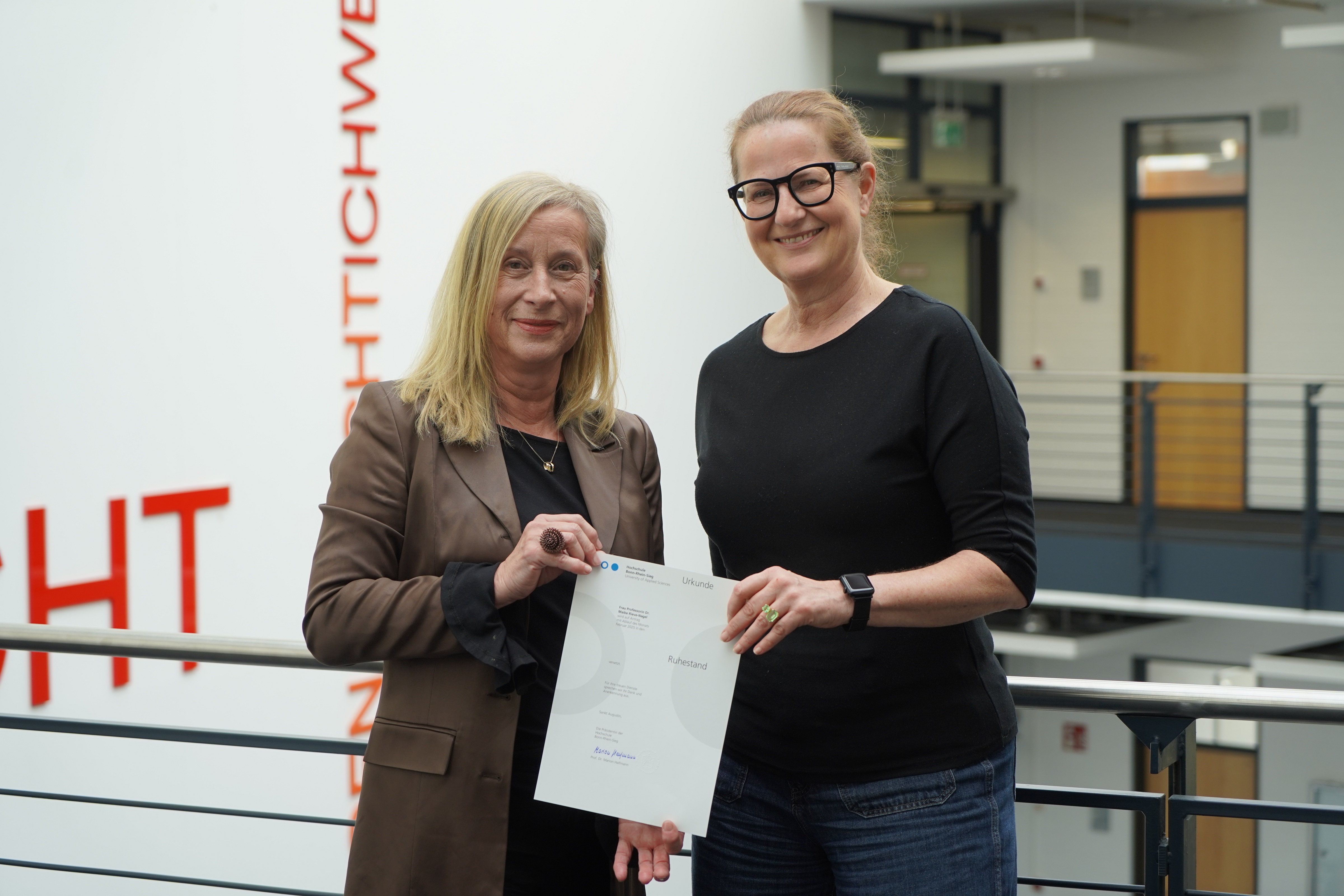 Ruhestand: Professorin Rieve-Nagel verlässt die Hochschule | Hochschule ...