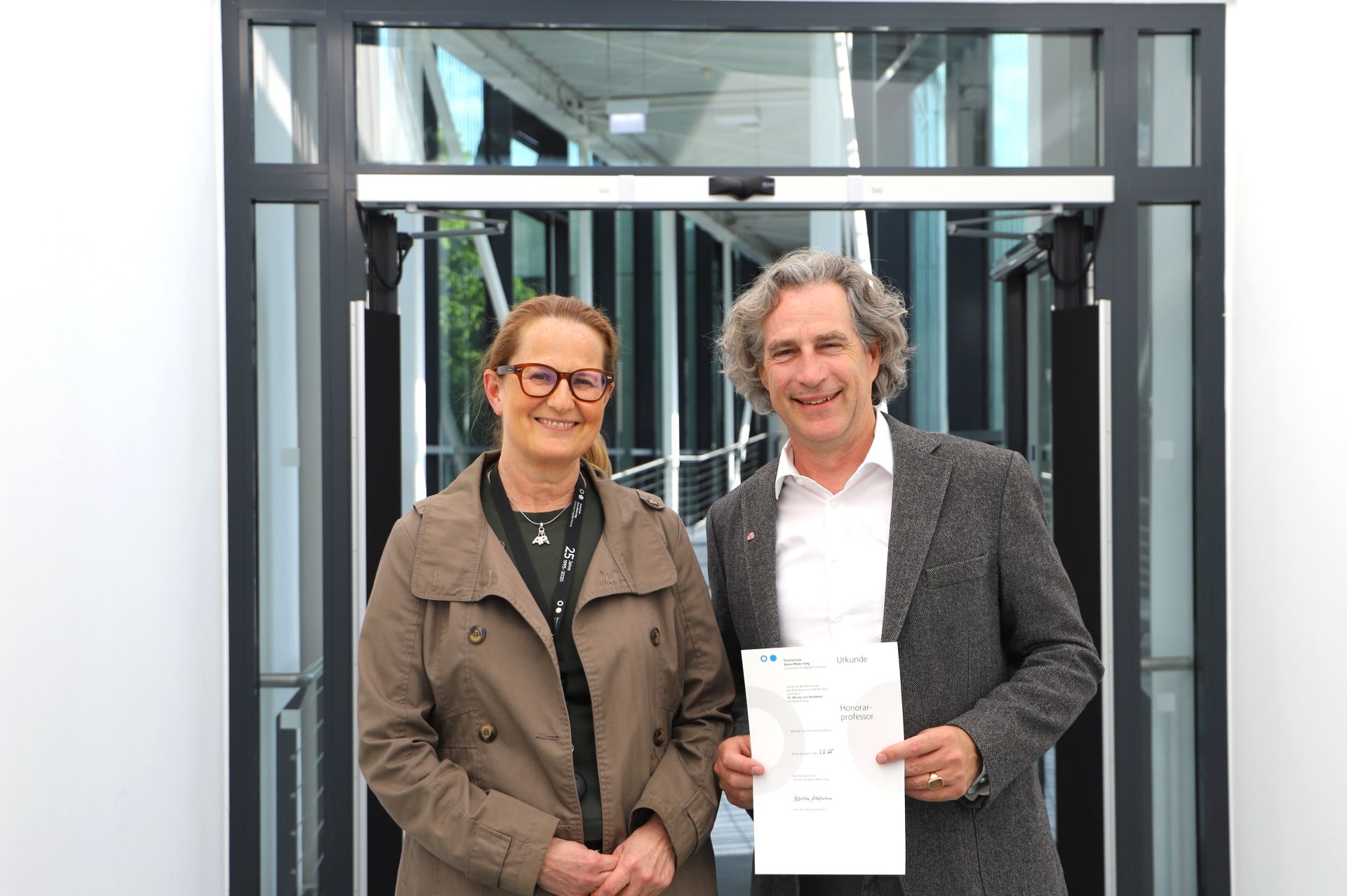 Honorarprofessur für langjährigen Lehrbeauftragten Dr. Moritz von ...