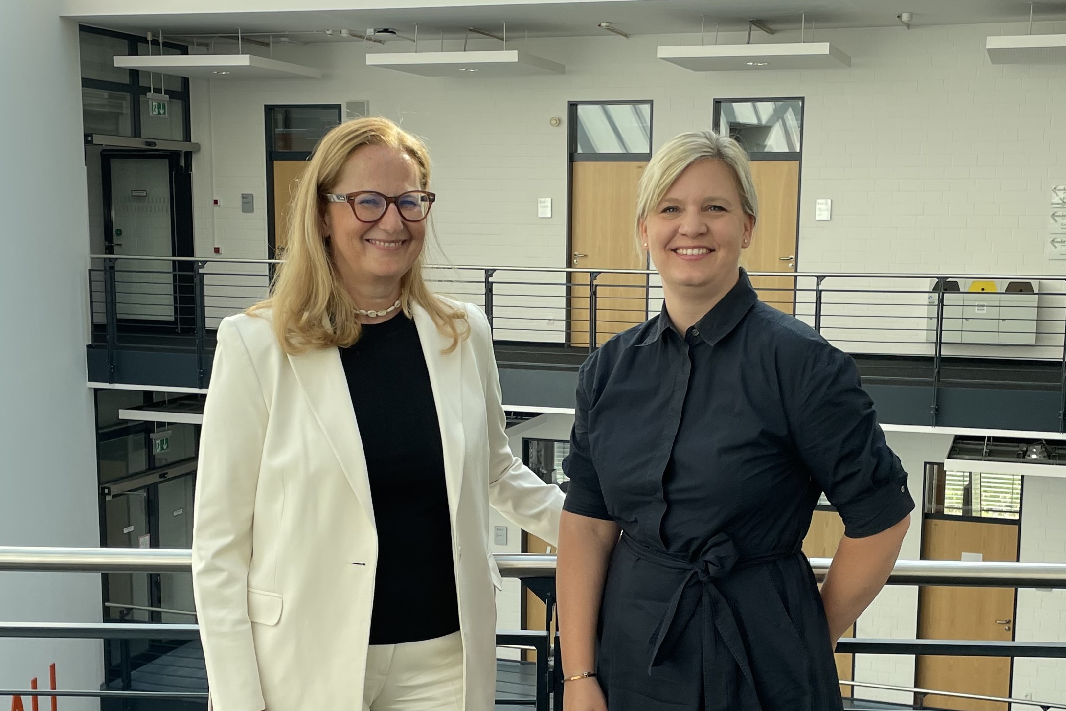 Vivien Veit new Professor of Business Law at Rheinbach Campus ...