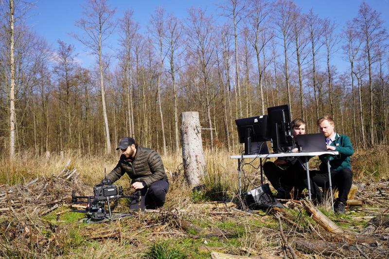 Reforestation with drones: H-BRS project Garrulus enters final project ...